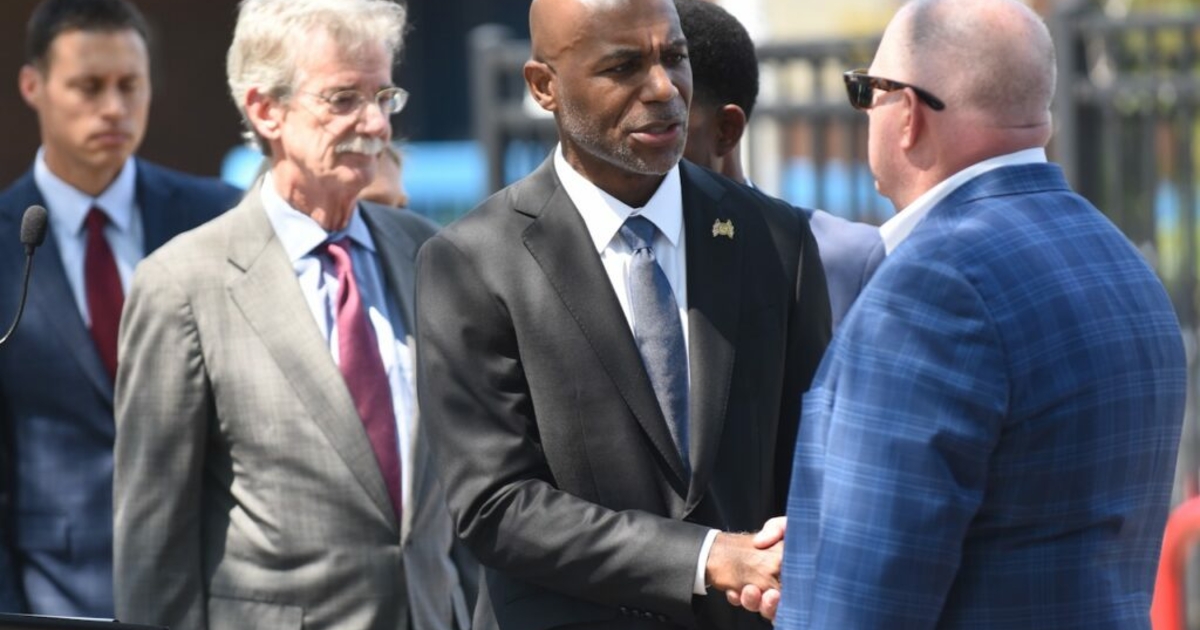 Barron outlines plan to use ‘Al Capone model,’ little-known statute to ...