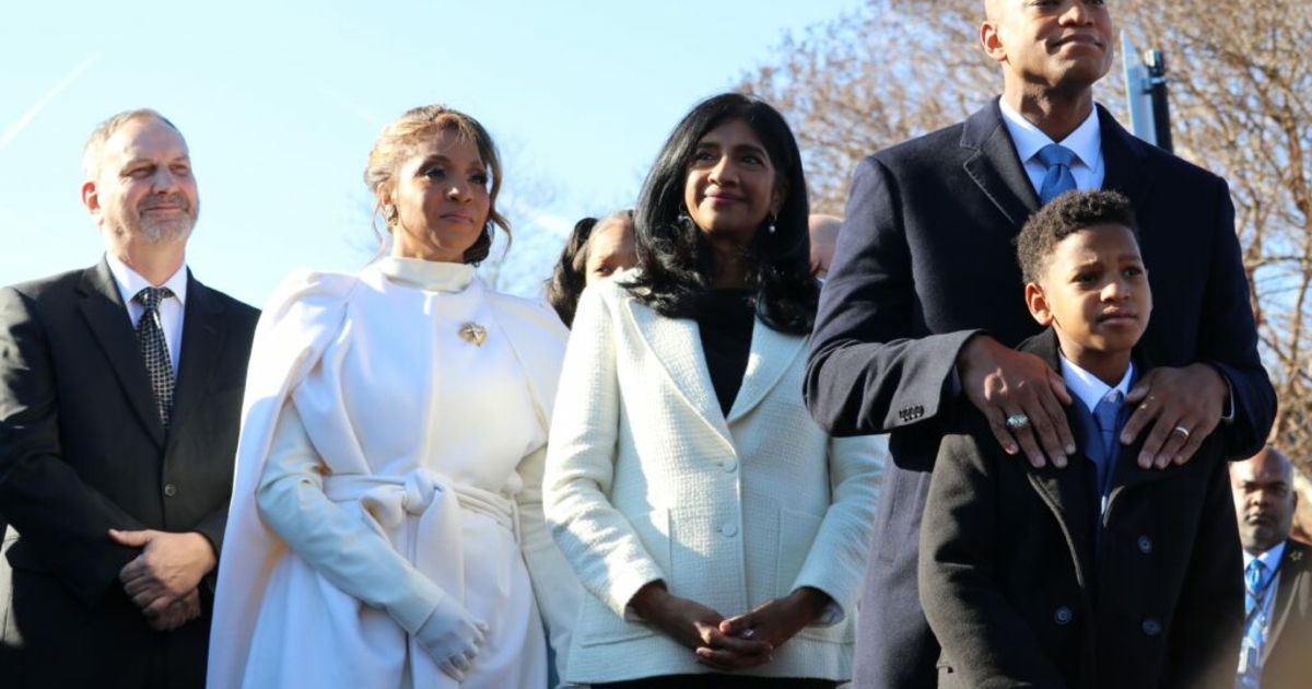 Moore joins with dignitaries at wreath laying ceremony before ...