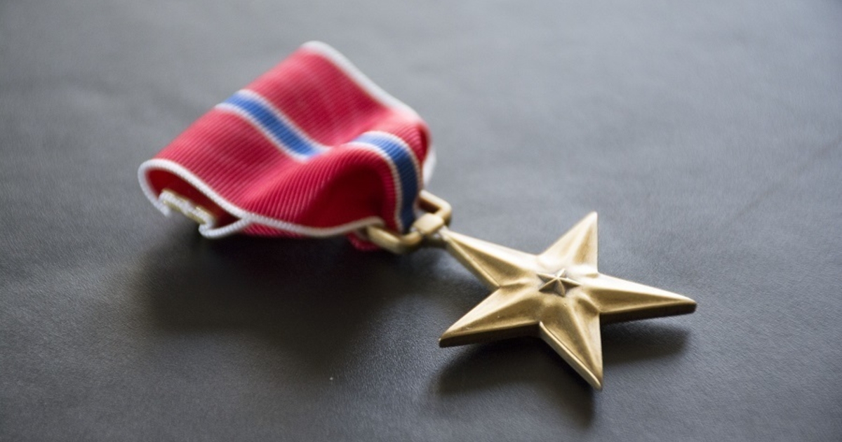 Moore finally gets his Bronze Star, years after his service in ...