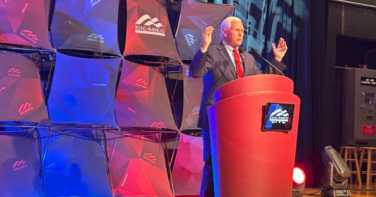 Pence walks political line in UNC-Chapel Hill speech | News From The States