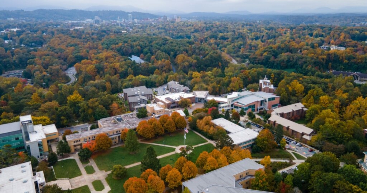 UNC System Board of Governors to choose new UNC-Asheville chancellor in special meeting | News ...