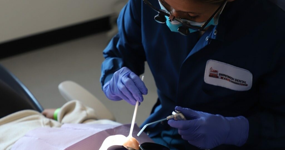 Dental therapists, who can fill cavities and check teeth, get the OK in ...