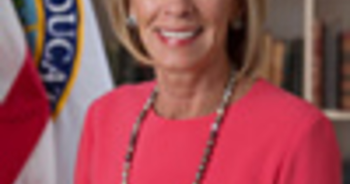 U.S. Education Secretary Betsy DeVos looks into massive college ...