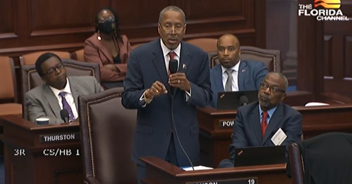 Sen. Darryl Rouson helps those in recovery avoid relapse after ...