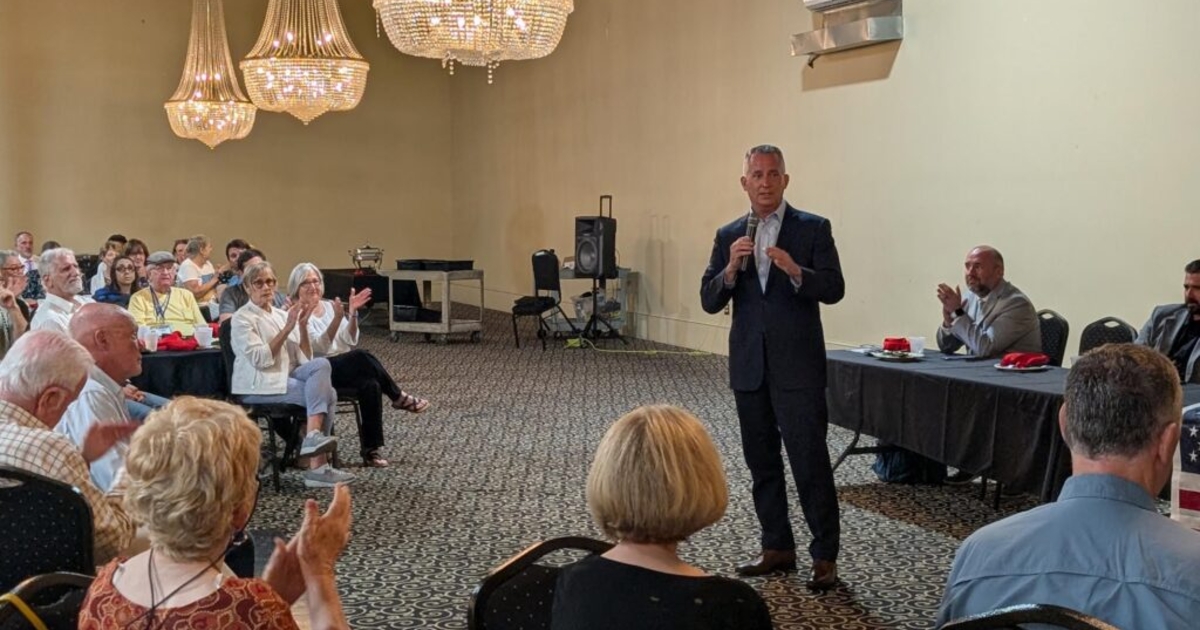 David Jolly & Josh Weil test drive their campaign messages at Pinellas ...