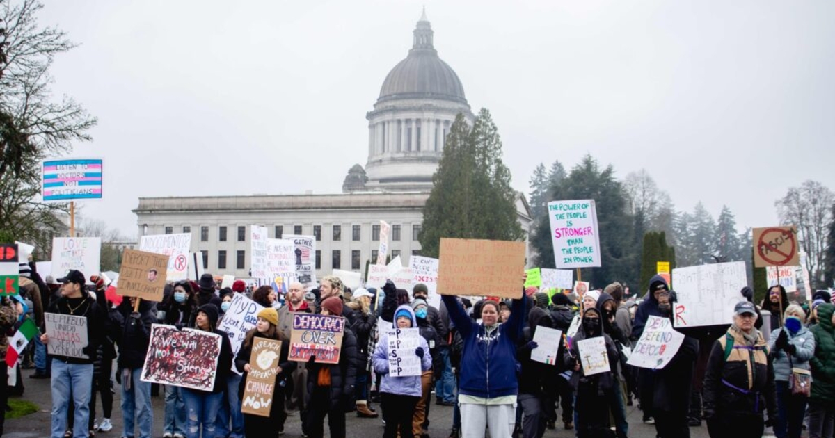 Hundreds gather at Washington state Capitol to protest Trump | News ...