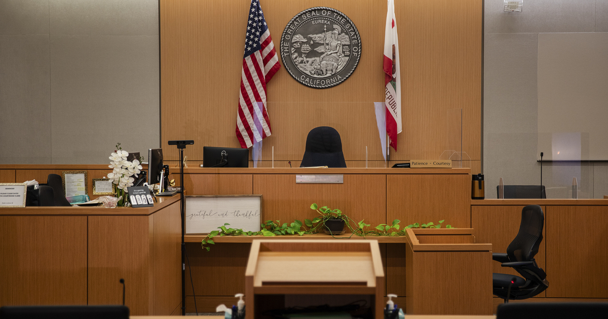 California doesn’t have enough court reporters. Their unions are ...