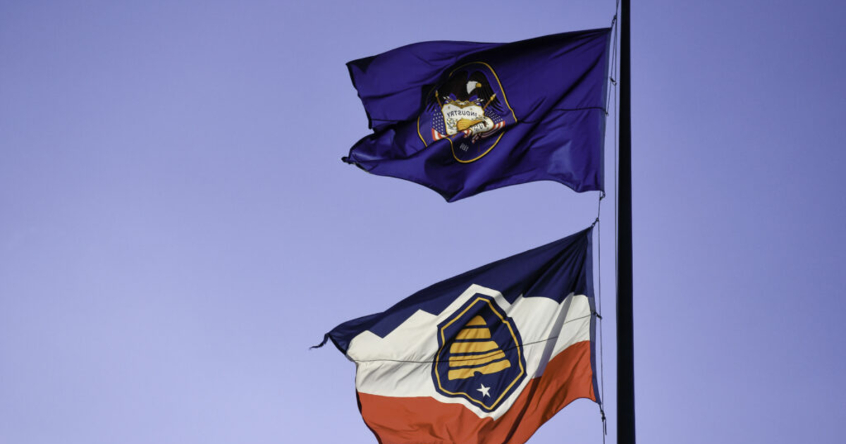 It’s official: Utah’s new flag takes its place | News From The States