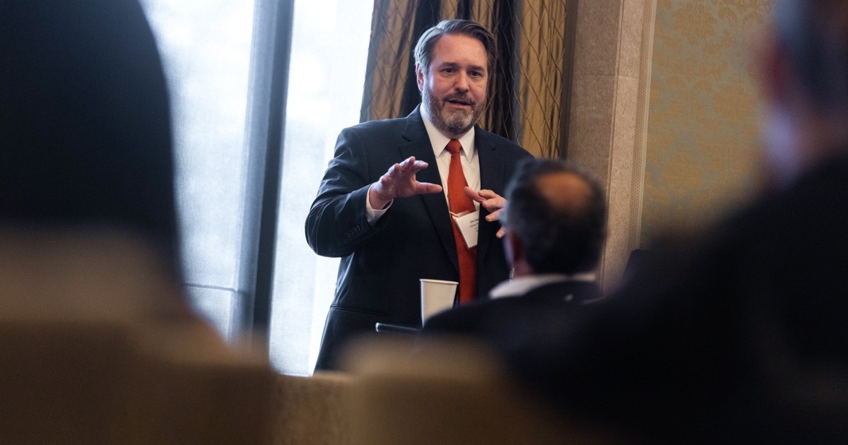Interim UT-Austin president seeks to walk fine line between faculty and ...