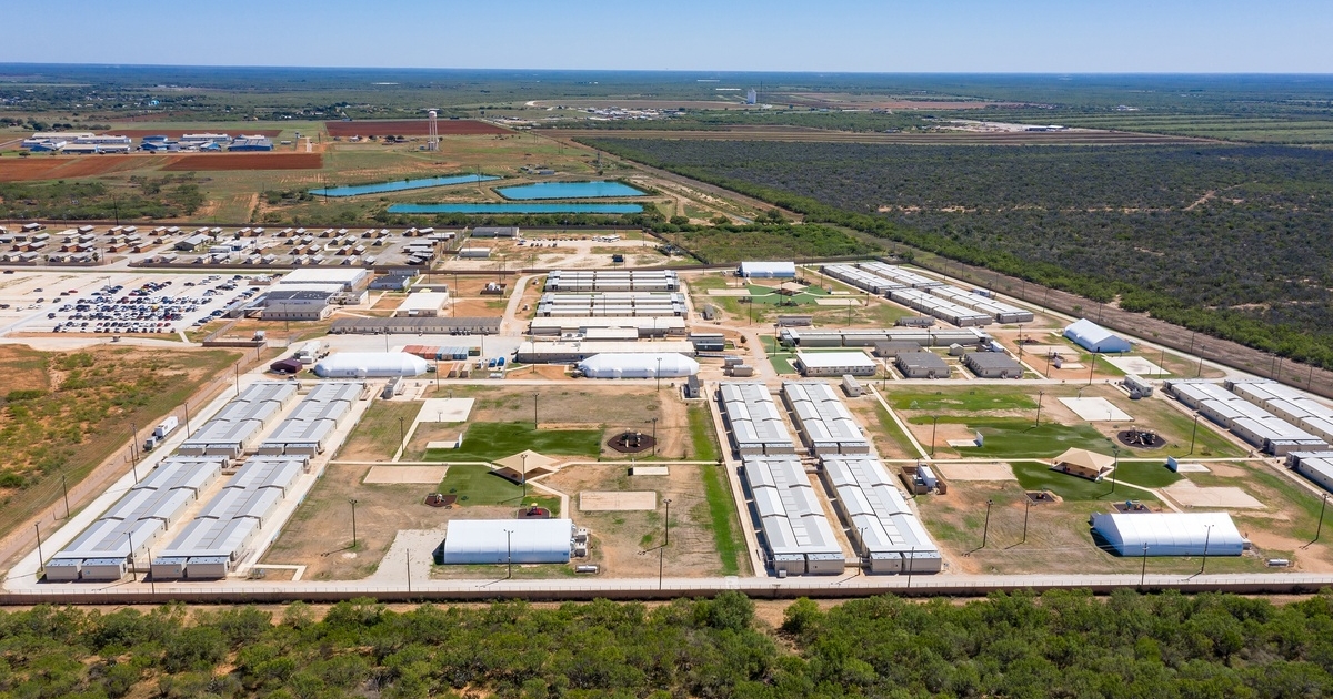South Texas immigration detention center with capacity for 2,400 people ...
