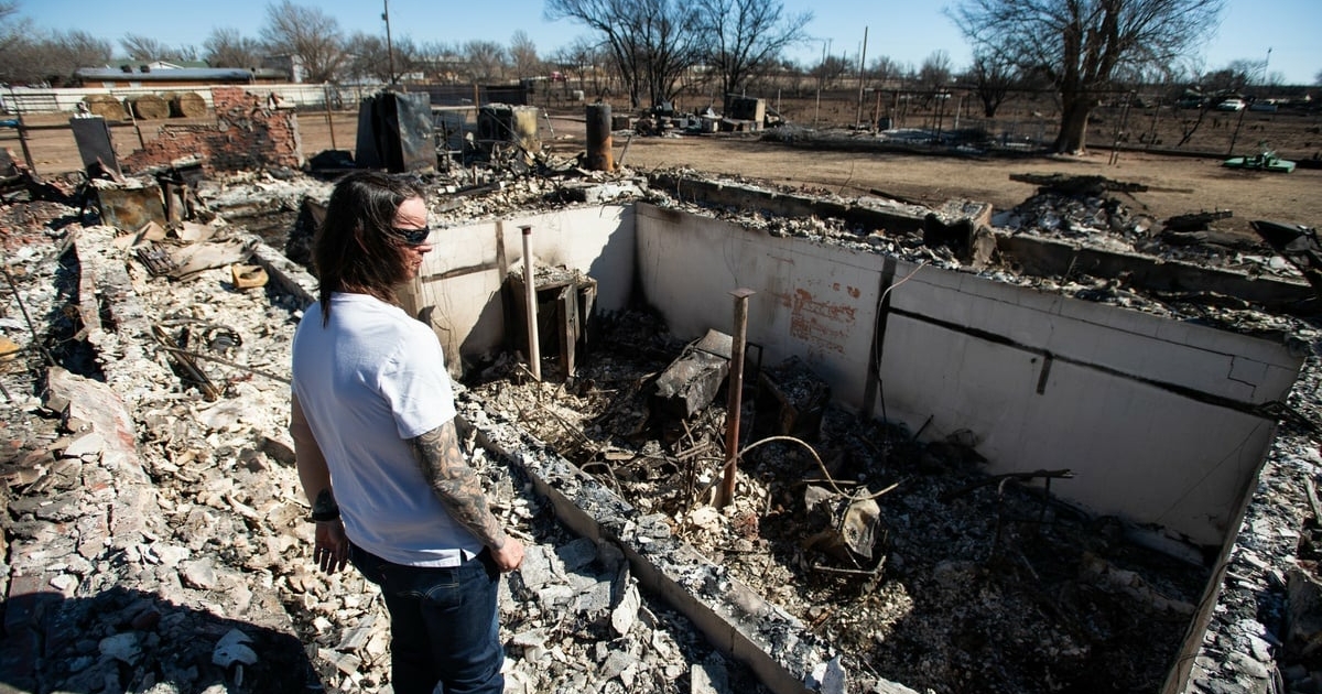 As wildfires rage through Panhandle, Fritch residents seek respite at ...