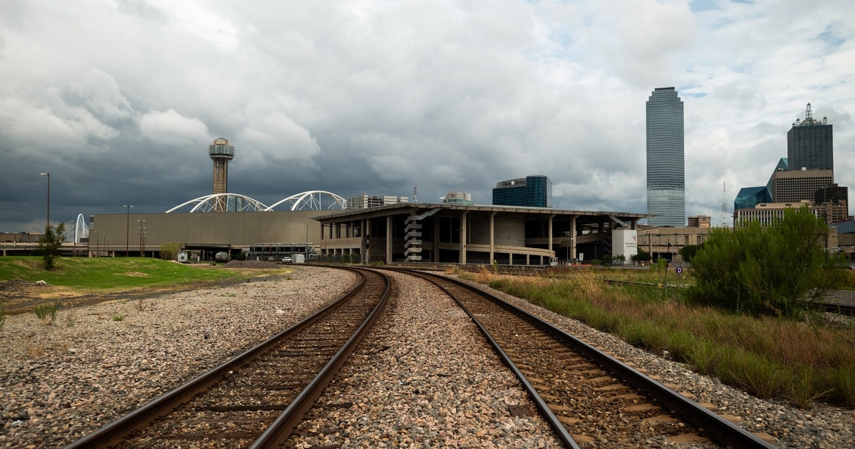 Trump officials cut planning grant for Texas high-speed rail between ...