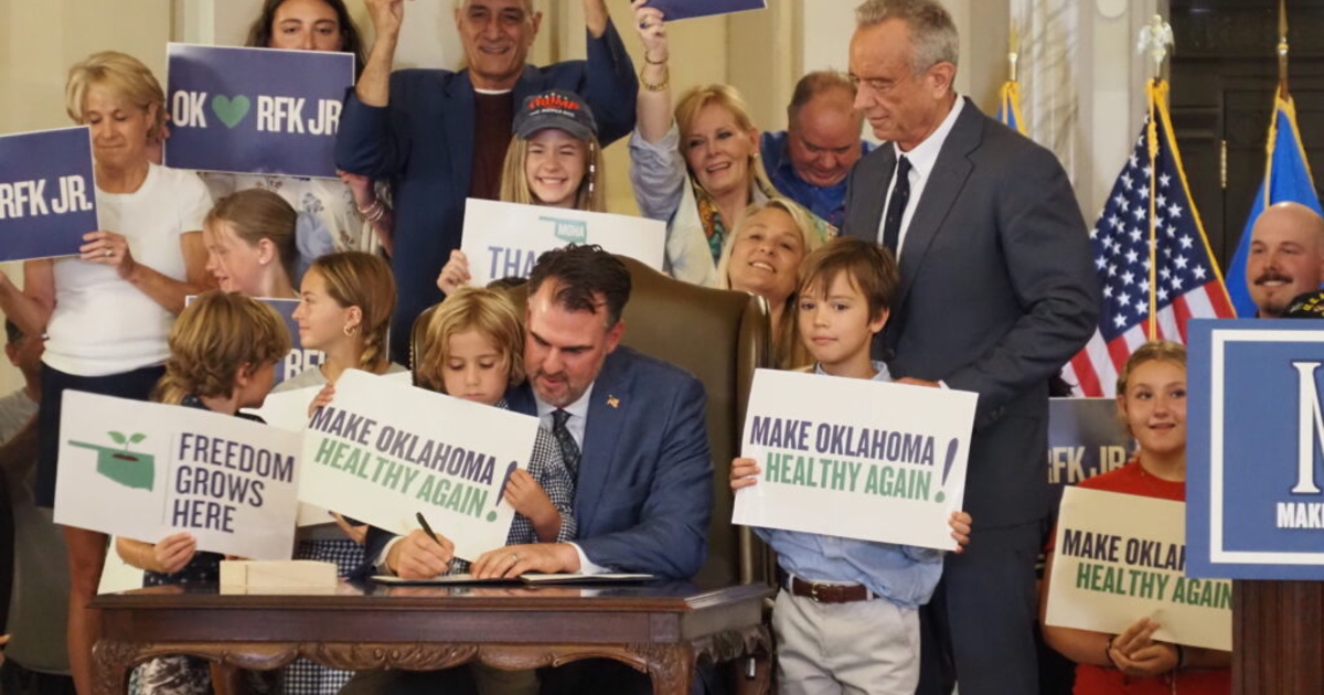 Governor reveals ‘Make Oklahoma Healthy Again’ plan with RFK for bans ...