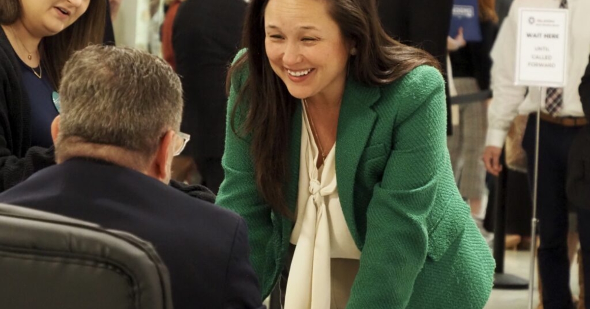 Munson relying on ground game, background to clinch Democratic ...