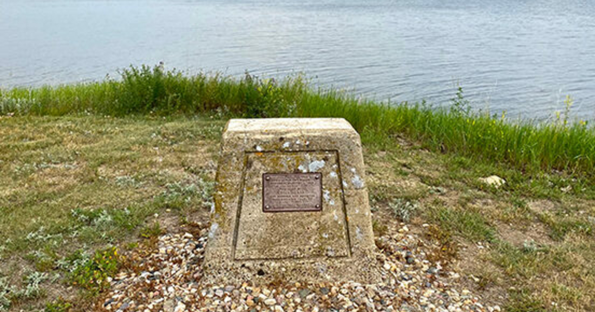 Families of poet John Neihardt and South Dakota rancher seek ‘silver ...