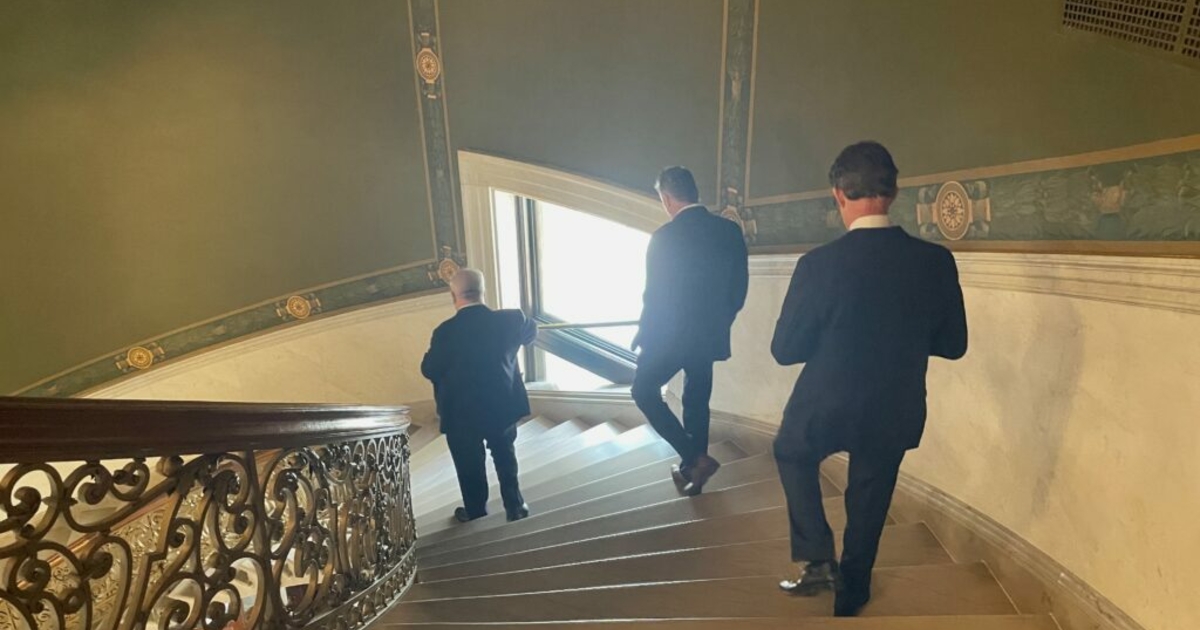 Former Indiana lawmaker sentenced to one year in prison for gambling ...