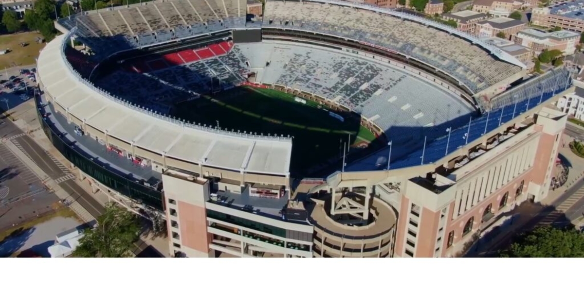 Scorching Saturdays: The rising heat threat inside football stadiums ...