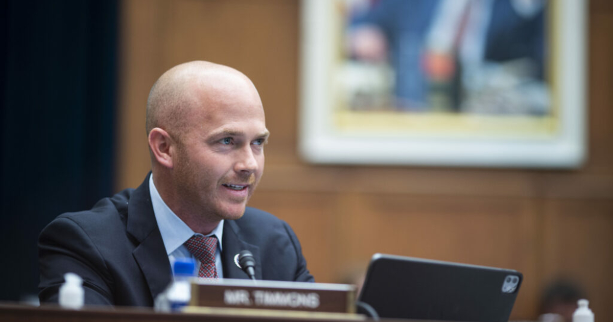 After bruising primary, GOP congressman has less cash than his ...
