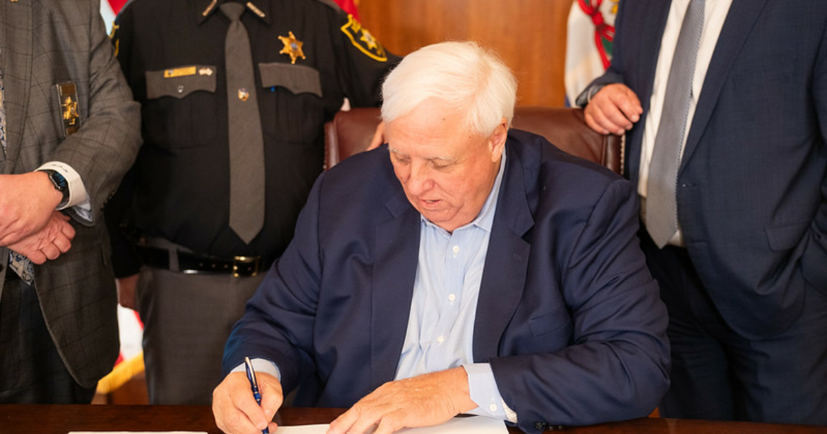 Justice signs 15 bills as deadline for his action approaches next ...