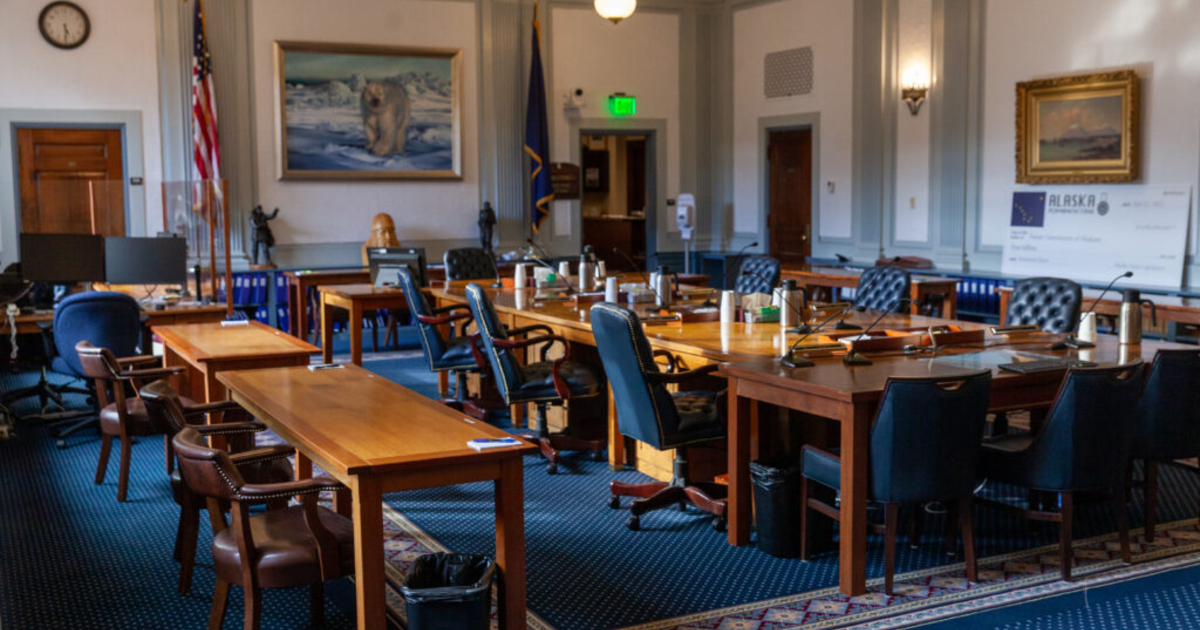 With bipartisan support, Alaska Senate panel again proposes new PFD ...