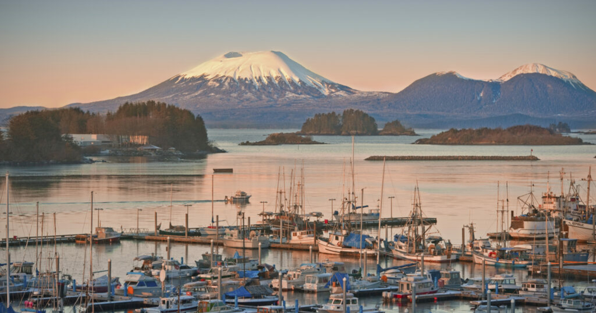 Alaska’s Mount Edgecumbe volcano shows more signs of reawakening ...