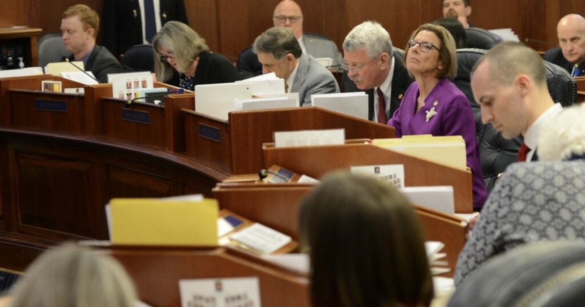 How ranked choice voting is bringing Alaska politics back to the center ...