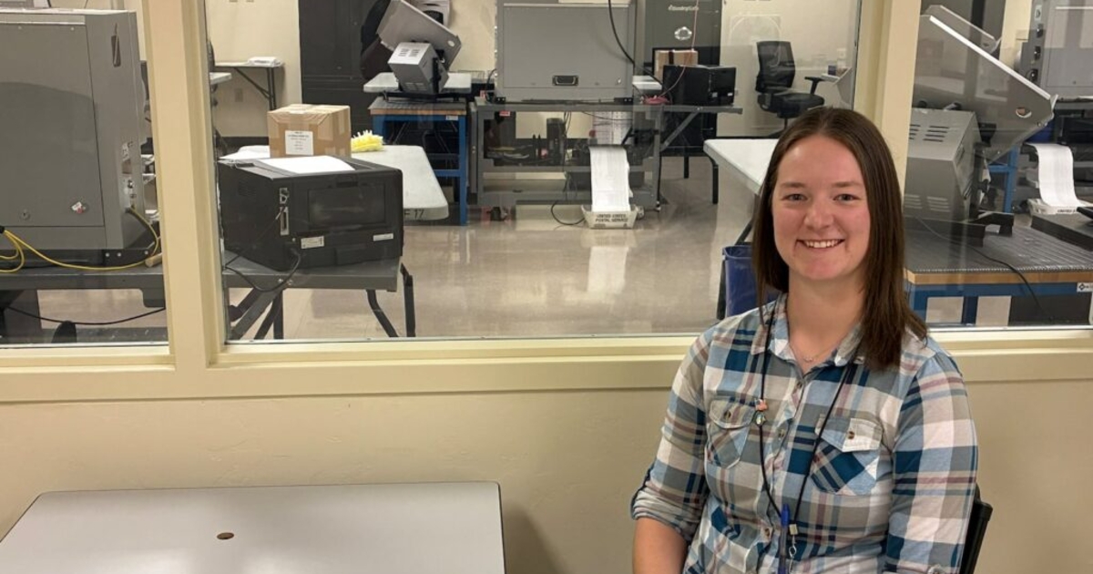 How Arizona is lining up the next generation of election workers, as ...