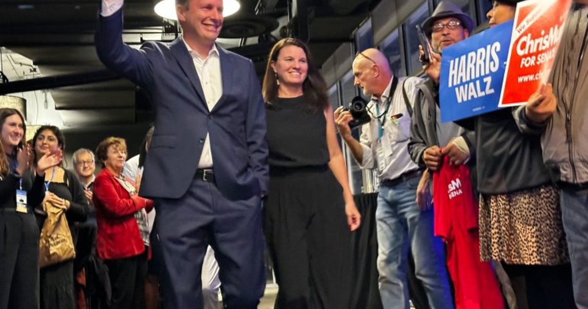 CT Sen. Chris Murphy and wife Cathy Holahan announce separation | News ...