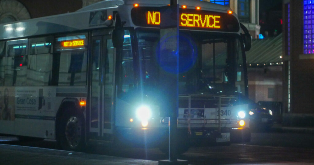 Governor calls on RIPTA board to hold special meeting about Avedisian ...