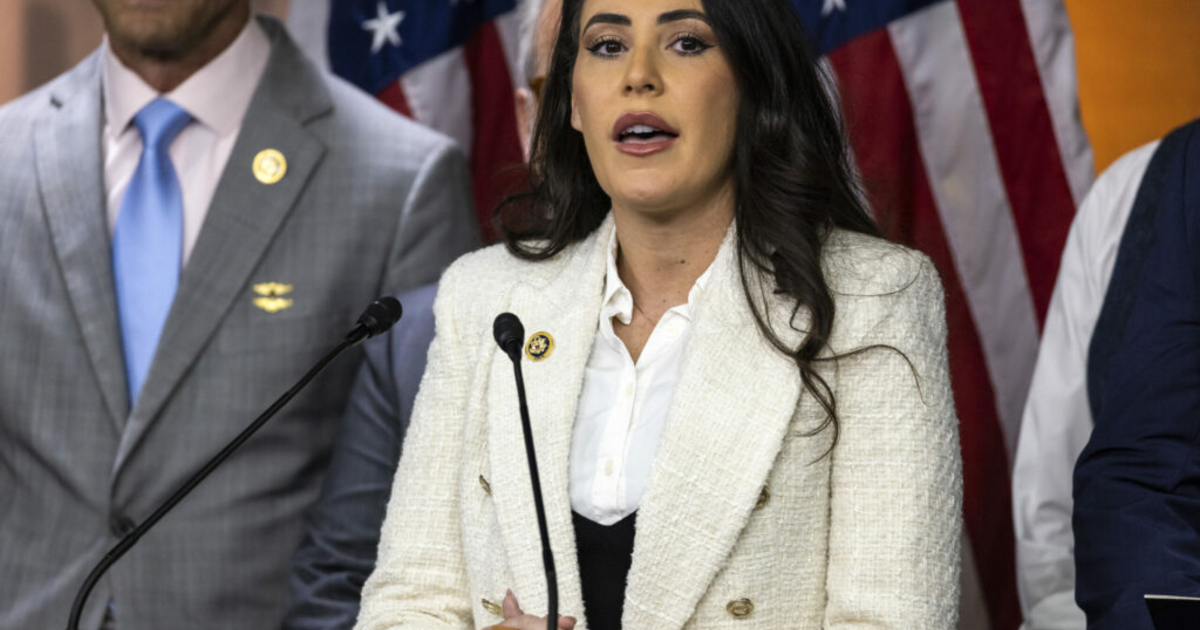 Florida U.S. Rep. Luna changes course in campaign against attorney ...