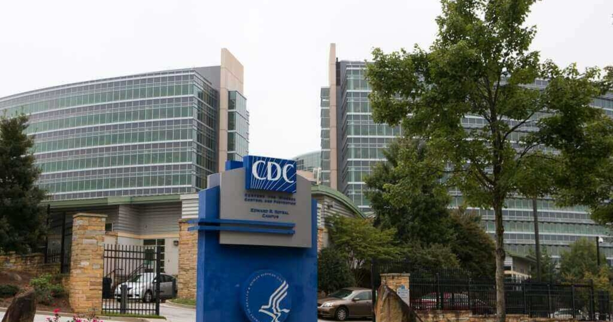 CDC: OK for vaccinated grandparents to visit family with low disease ...