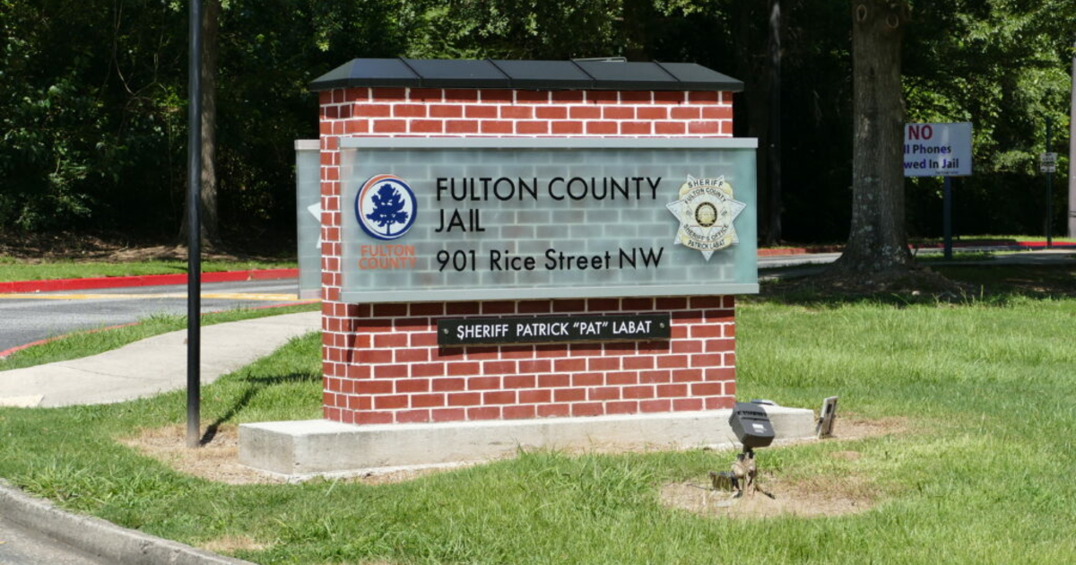 Last member of Fulton 19 charged in 2020 election racketeering gets ...
