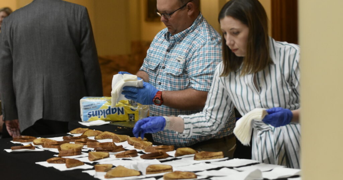 Annual PB&J day at Georgia Capitol a crowd pleaser for both public and ...
