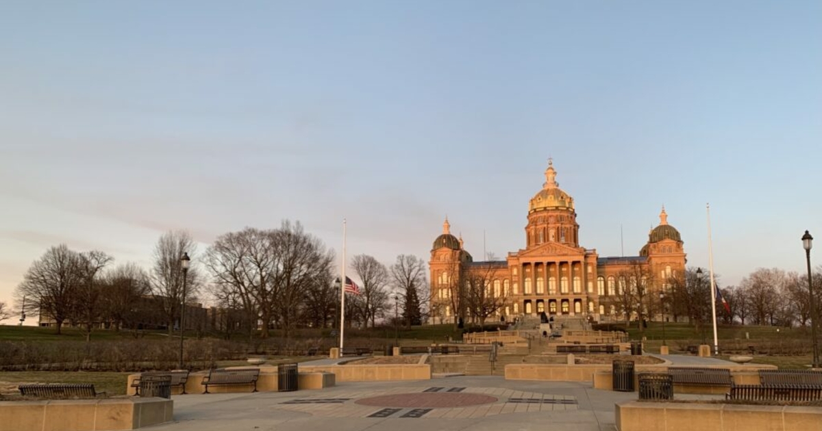 Iowa Sen. Sarah Trone Garriott to serve as Democratic whip | News From ...