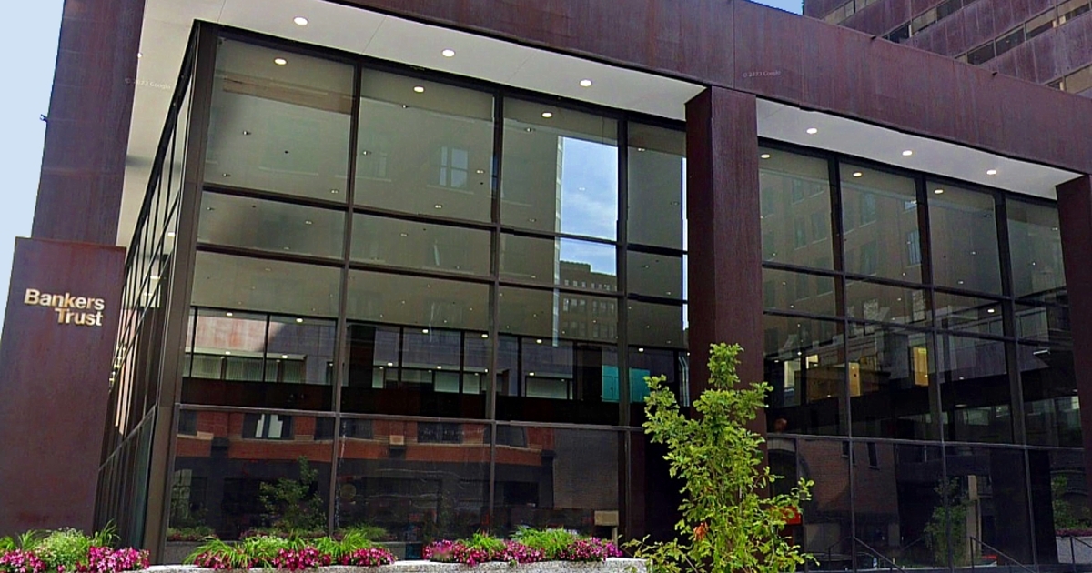 Iowa bank faces class-action lawsuit alleging ‘crippling’ fees charged ...