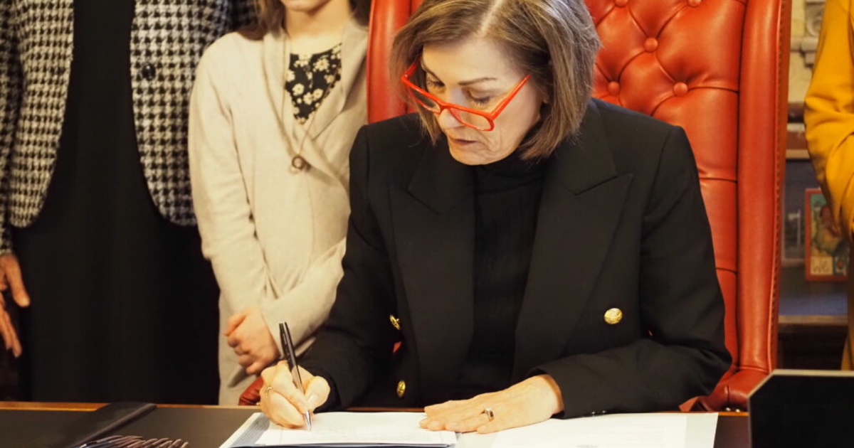 Reynolds signs history curriculum, behavioral health system measures ...