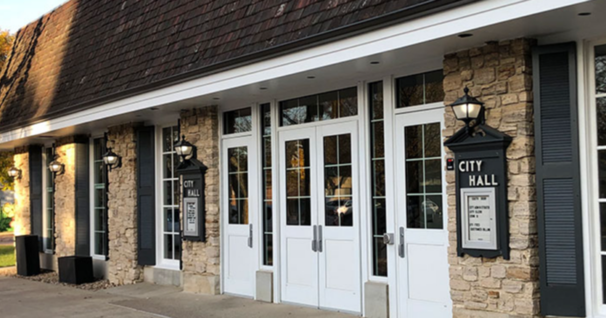 Iowa government is frittering away public trust with private, members ...