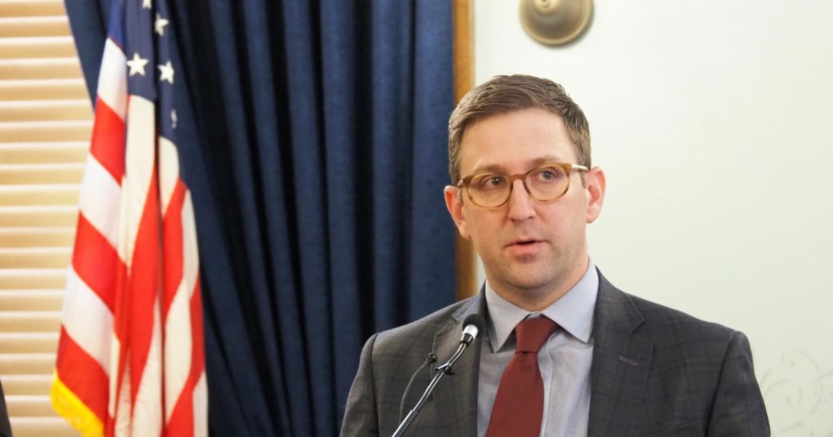 Kansas Senate confirms KCC chairman to a second term on the energy ...