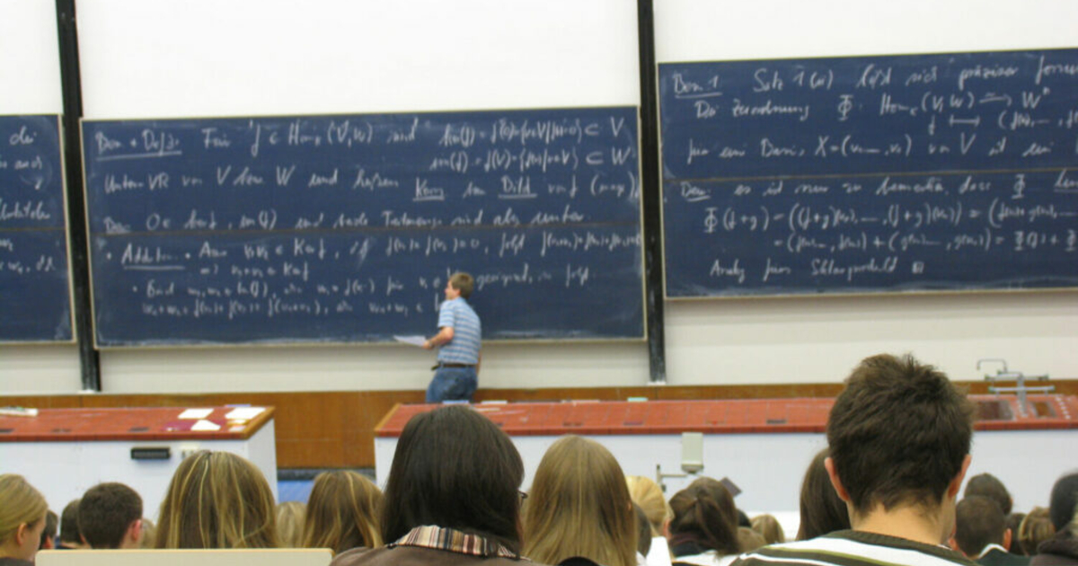 Under new bill, Kansas teachers could receive more in retirement | News ...