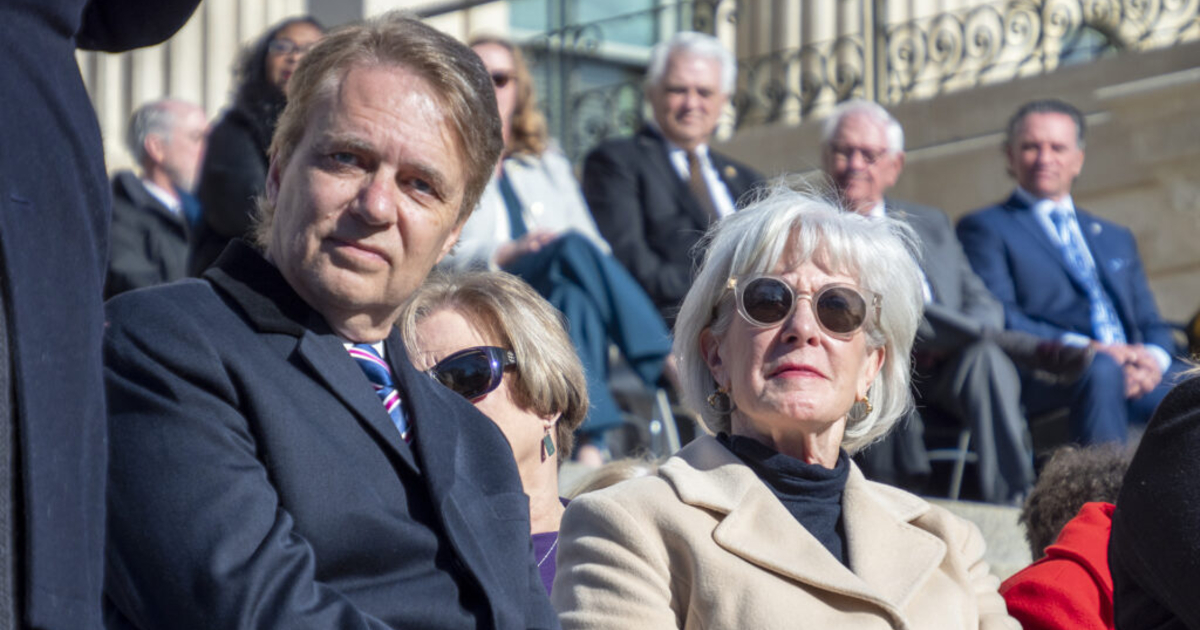 Kansas political history book highlights influence of centrist ...