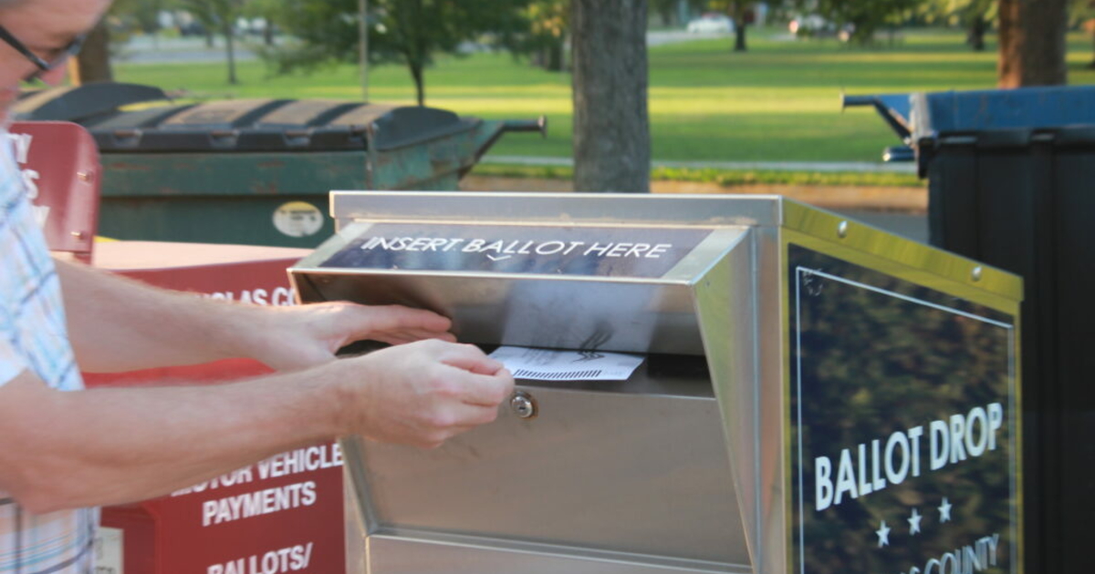 Senate Republican and House Democrat ousted by primary challengers in ...