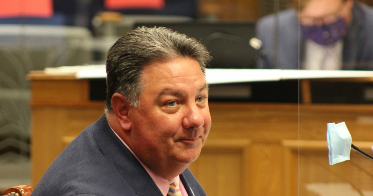 By ordering a pandemic emergency election plan, federal judge does what ...