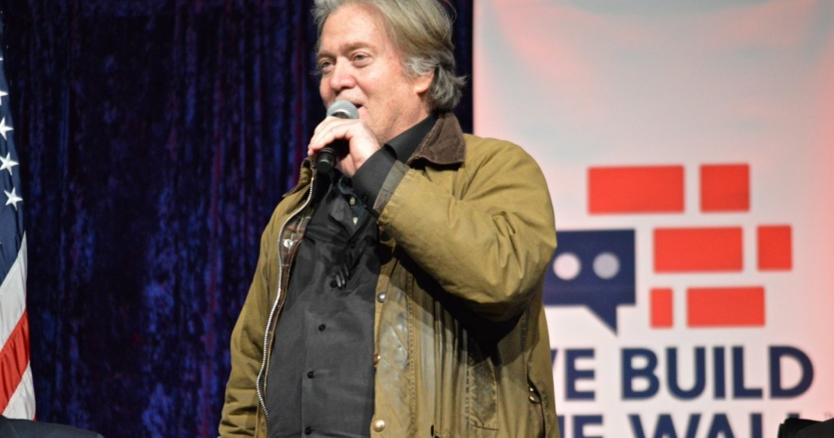 Bannon rallies hundreds in Detroit for Trump’s border wall | News From ...