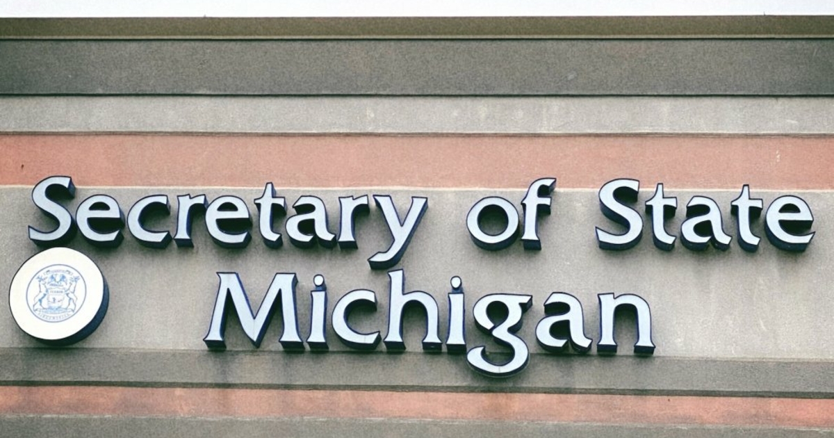 Need to renew your driver license? SOS offices reopen Monday by appt ...