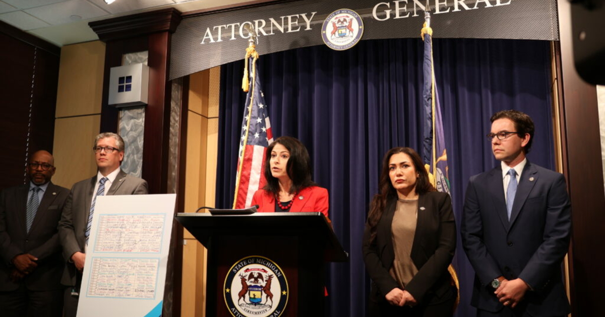 Signature gatherers accused of tanking 2022 Michigan GOP campaigns ...