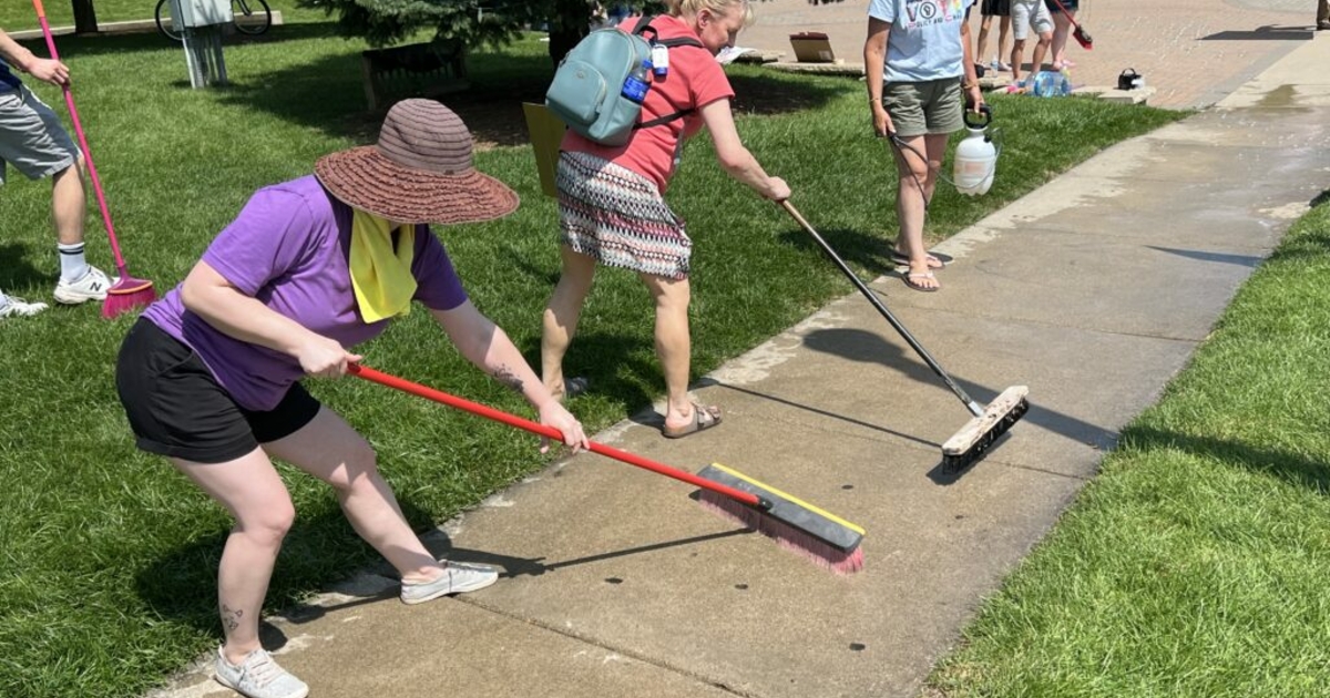 Residents symbolically cleanse Howell after white supremacist march ...