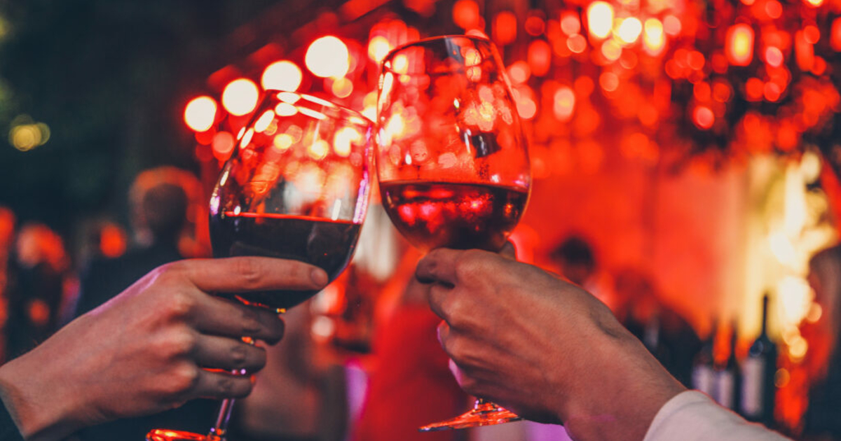 Harris has managed to unite wine moms and lefty bros — for now | News ...