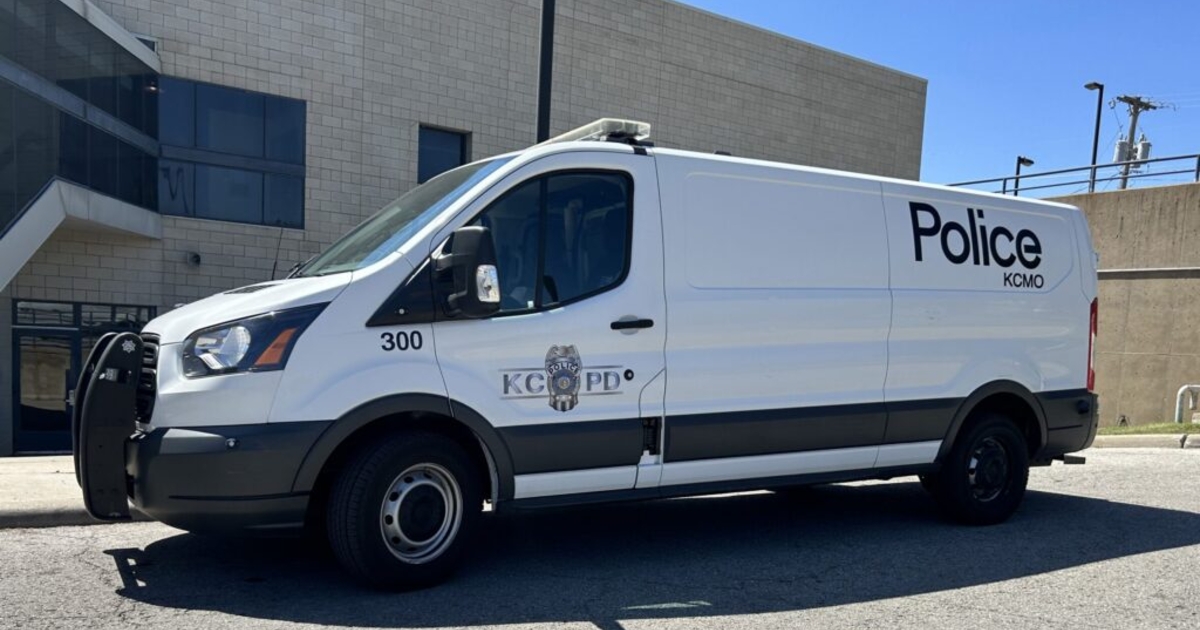 ‘What the hell are we doing here?’: Kansas City police already maxed ...