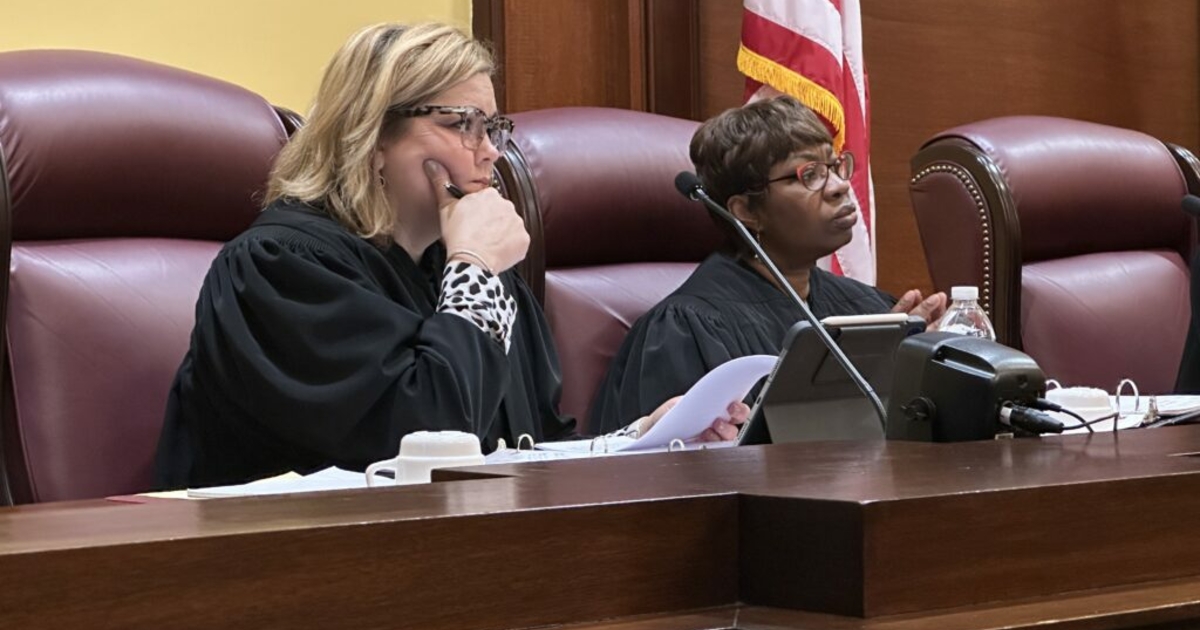Missouri Supreme Court hears challenge to state Senate district map ...