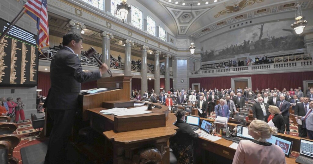 Missouri House passes gerrymandered congressional map, limits on initiative petitions | News ...